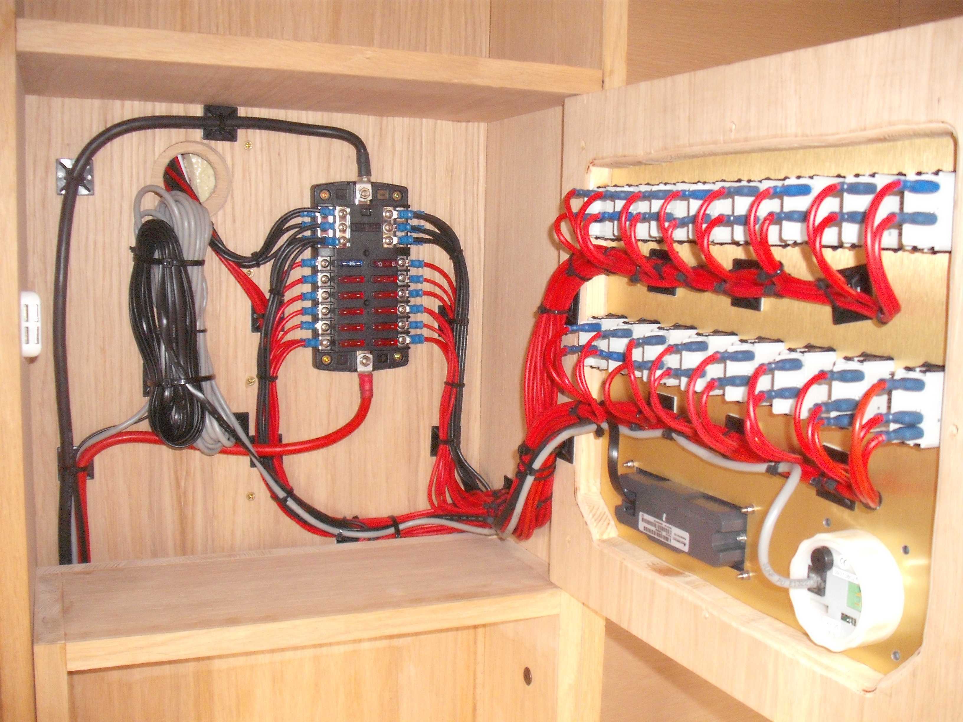 Cobalt Boat Wiring Diagram Diagram Definition